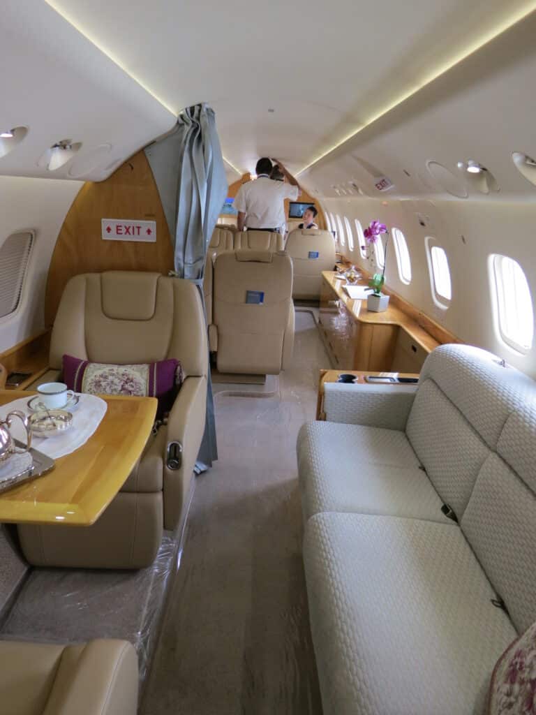 Embraer Legacy 650 » MIRA Aviation Aircraft